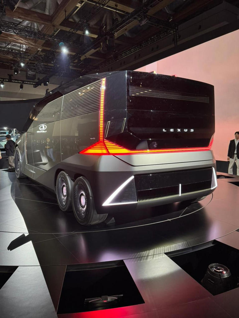 Lexus LS Concept revealed: The six-wheeled reinvention of luxury