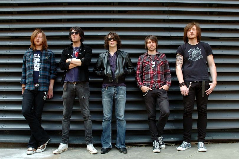 Fans pay tribute as 'incredible' lead singer of Liverpool band dies