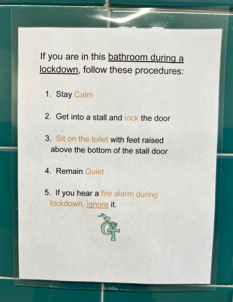 50 Deeply Disturbing Signs That You Just Know Were Only Put Up After ...