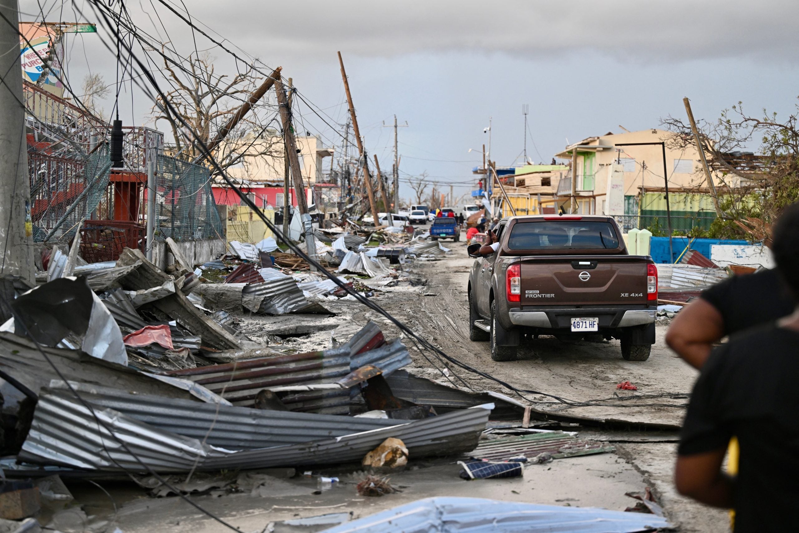 Hurricane Melissa death toll climbs over 40 as Jamaicans plead for food ...