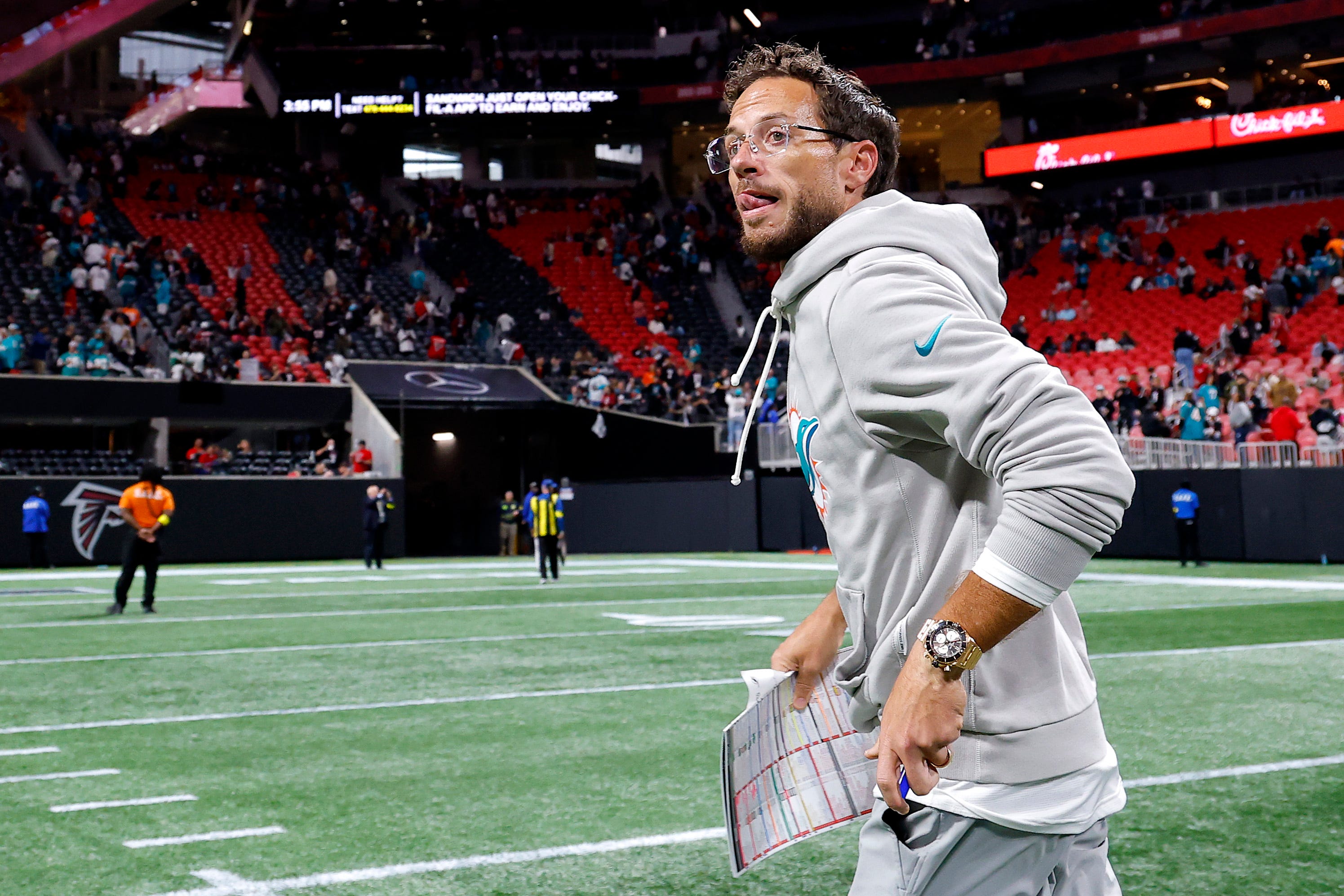 Will Dolphins fire Mike McDaniel? Contract info, record as Miami coach