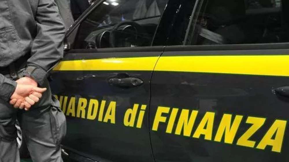 Bonus cultura per diciottenni trasformati in contante: libreria di ...