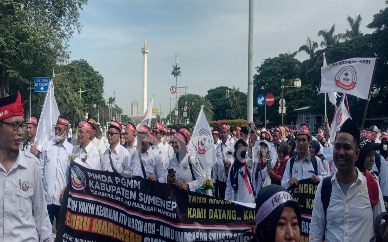 Ribuan Guru Madrasah Swasta Demo Bawa 4 Tuntutan, Ada Soal PPPK