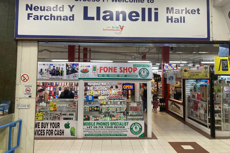 Fear and uncertainty hangs over Welsh town's historic market as huge ...