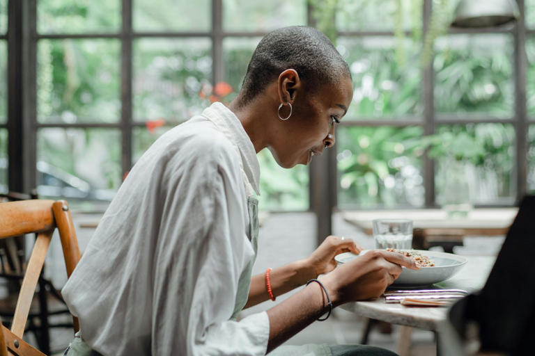 10 Confidence-Boosting Things Every Woman Should Try