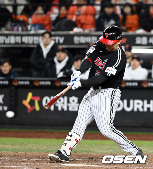 'PS 최다안타 신기록+데일리 MVP' 김현수 "만루되면 2008년 PSTD 떠오를 것 같았다, 편하게 이기고 싶어" [KS4]