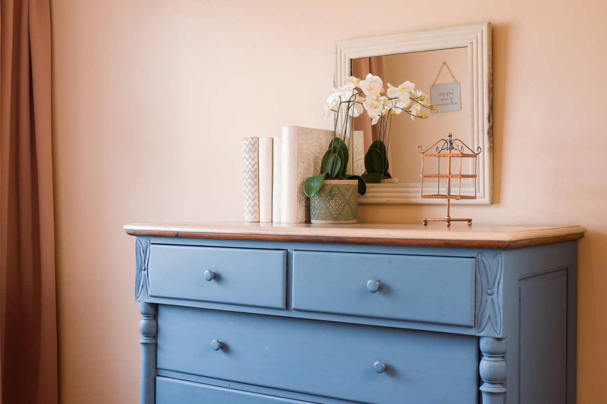 Brand new furniture flipper makes nearly $2K on first three projects