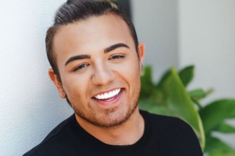 Hugh Jackman 'choosing transparency over secrecy' with Sutton Foster ...