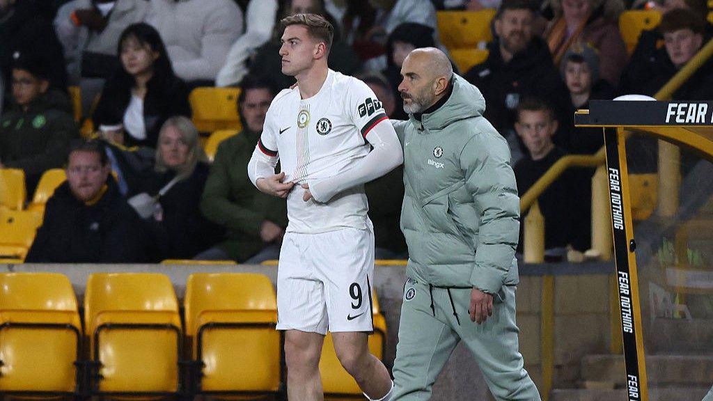 Is Delap banned in Premier League after EFL Cup red card?