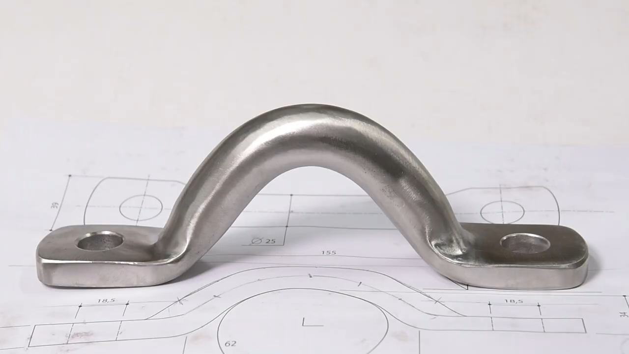 Forging a stainless steel lifting bracket by hand from fire and force