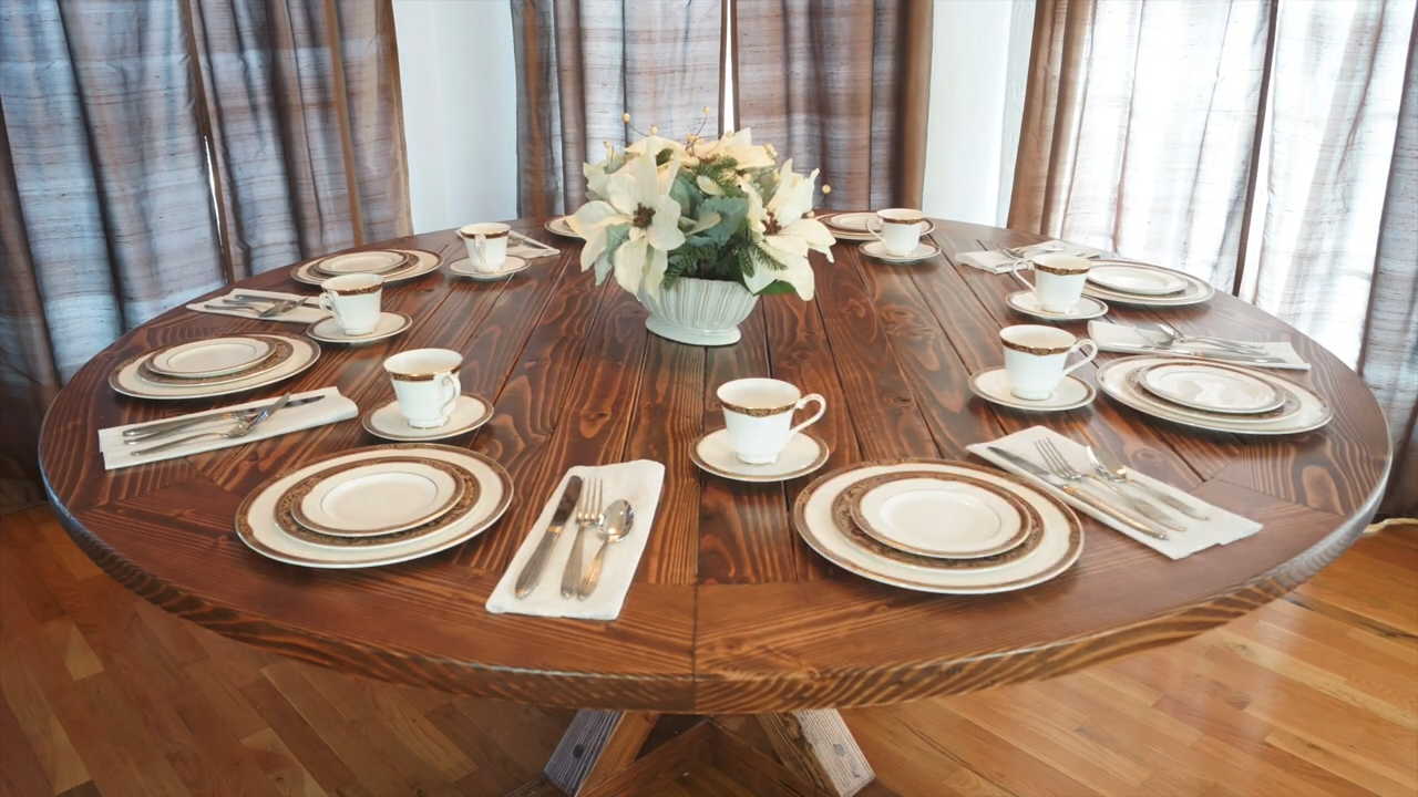How to Build a 6-Foot Round Farmhouse Dining Table for Minimal Cost