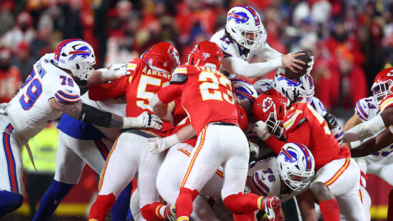 NFL Week 9 Picks From the MMQB Staff: Chiefs and Bills Renew Rivalry