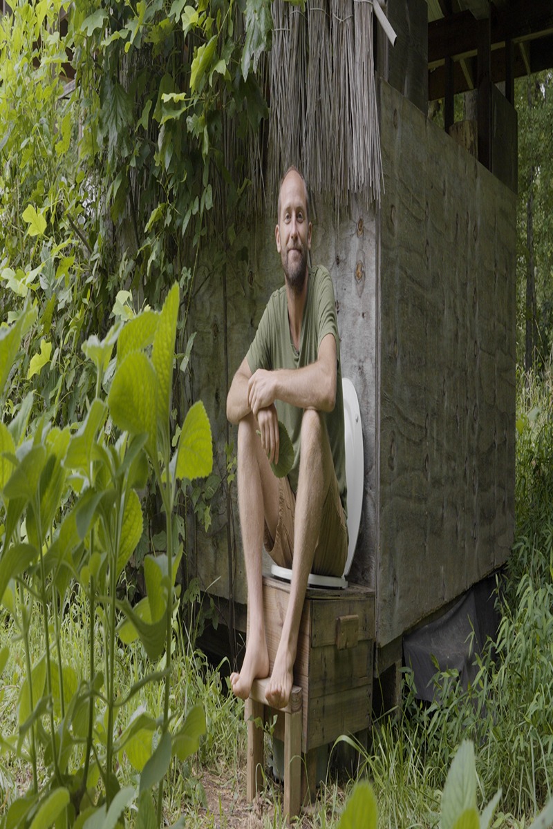 Robin Greenfield uprawia własny papier toaletowy, aby żyć w sposób ...