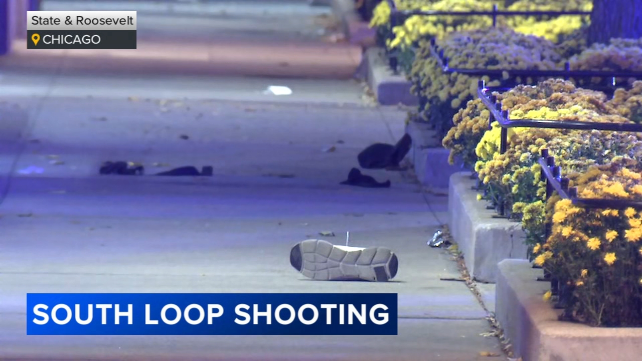 1 critically wounded in South Loop shooting, Chicago police say