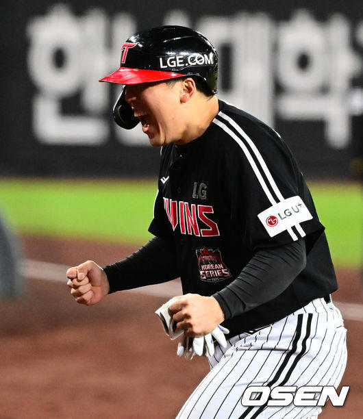 'PS 최다안타 신기록+데일리 MVP' 김현수 "만루되면 2008년 PSTD 떠오를 것 같았다, 편하게 이기고 싶어" [KS4]