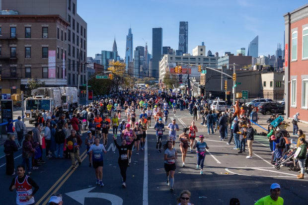 NYC Marathon 2025 start times and how to track the race today
