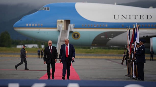 Trump’s Air Force One Vs Putin’s IL-96: The Power Of Presidential Aircraft