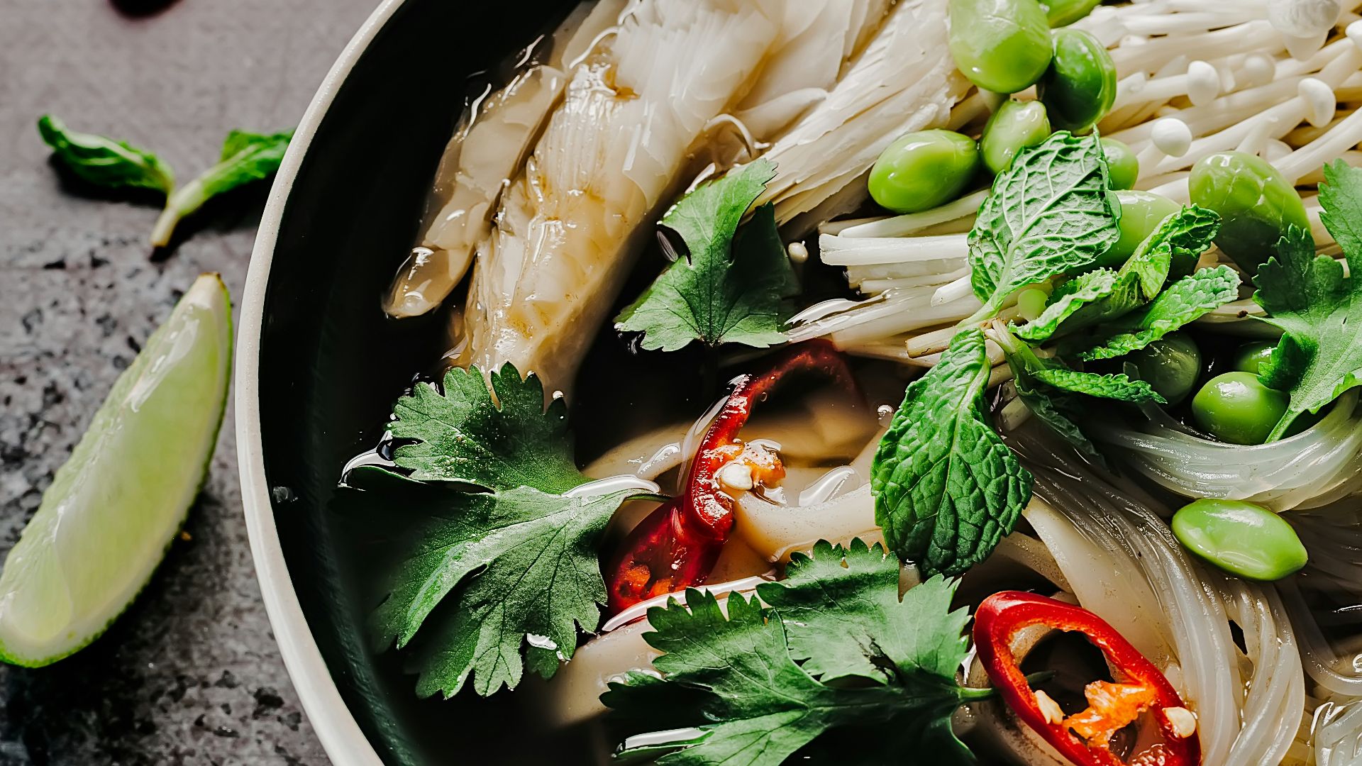 10 Most Exotic Foods That Americans Love & 10 They Avoid