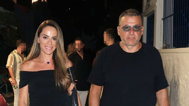 Μαρία Αντωνά: Αποκαλύπτει την ιστορία πίσω από τη γνωριμία της με τον ...