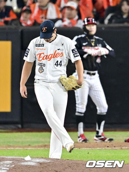 1위 좌절→PO1 진땀승→PO4 참사→KS4 재앙…김서현 10월 ERA 20.77, 누가 특급 마무리를 B급 투수로 만들었나