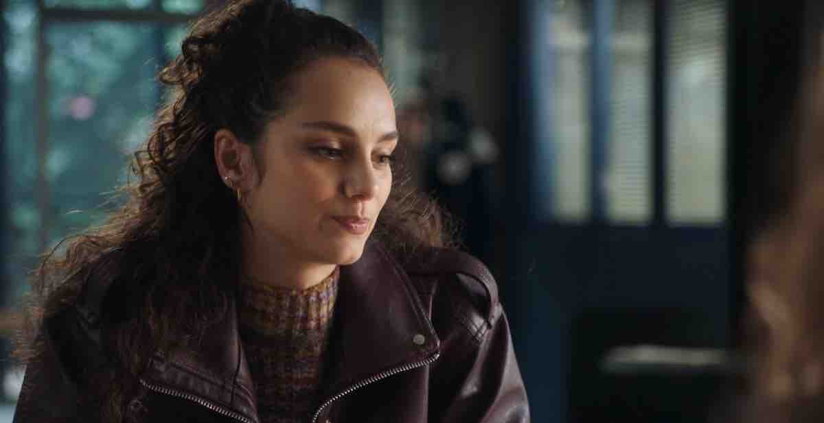 Demain Nous Appartient spoiler : Violette balance Charles à la police ...