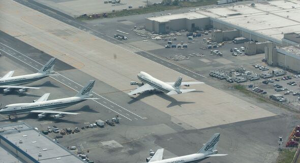 JFK Airport issues ground stop as New York-bound aircraft suffers ...