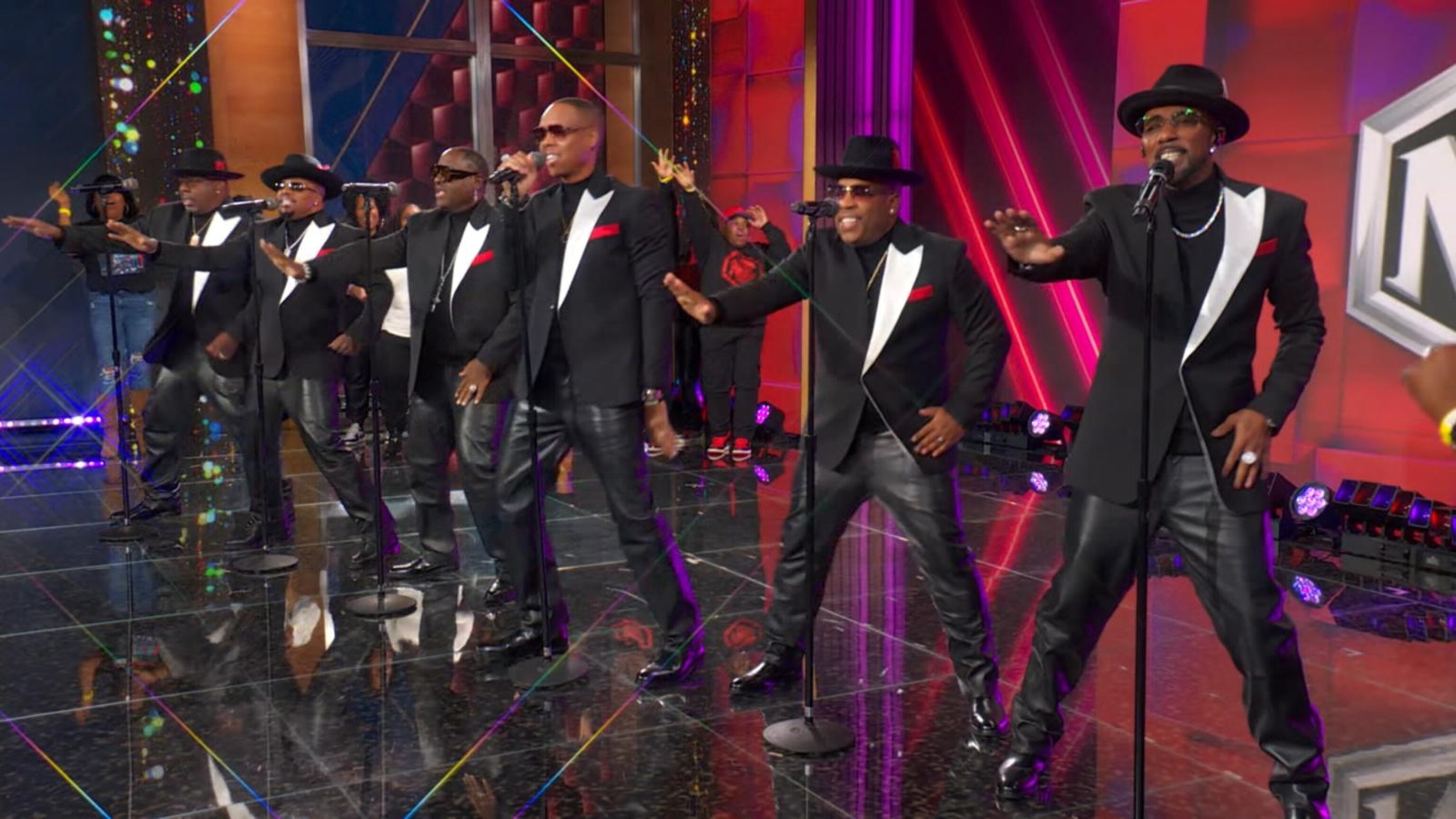 New Edition, Boyz II Men and Toni Braxton perform