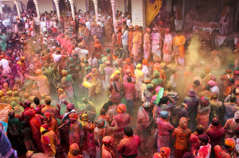 14 Cultural Festivals Around the World That Welcome Families