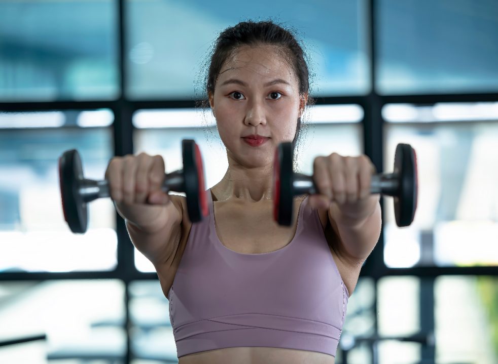 I'm a trainer and these are the 6 standing exercises adults over 60 ...