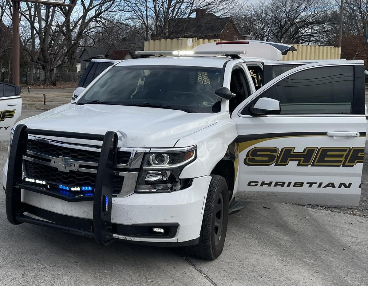 Teen dies after being shot in head while hunting in Kentucky