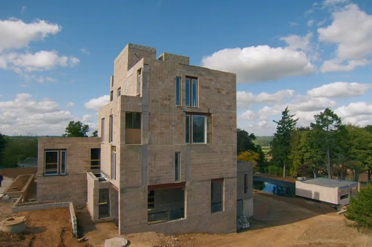 Grand Designs couple in 'brutal' bid to destroy 'lovely' Warwickshire ...