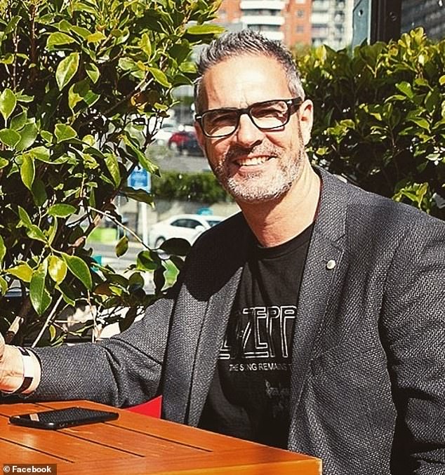 Tributes pour in as legendary Australian radio star dies at age 54 ...