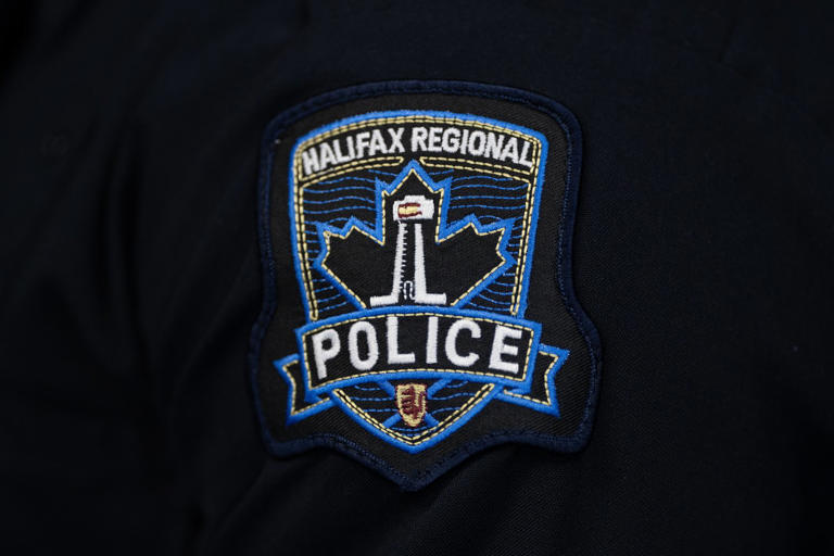 Halifax police officer charged for allegedly selling stolen bicycles