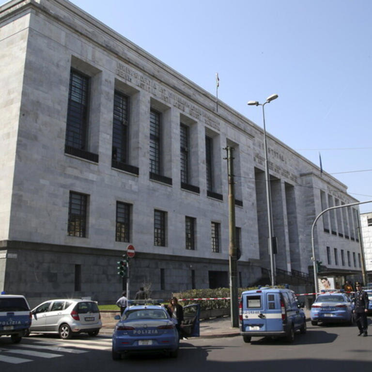 Archiviata l'indagine su Leonardo Apache La Russa. Il gip: "Non fu ...