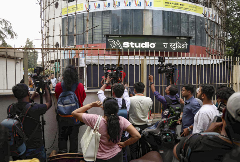 17 children rescued in hostage drama in Mumbai's Powai area; accused ...