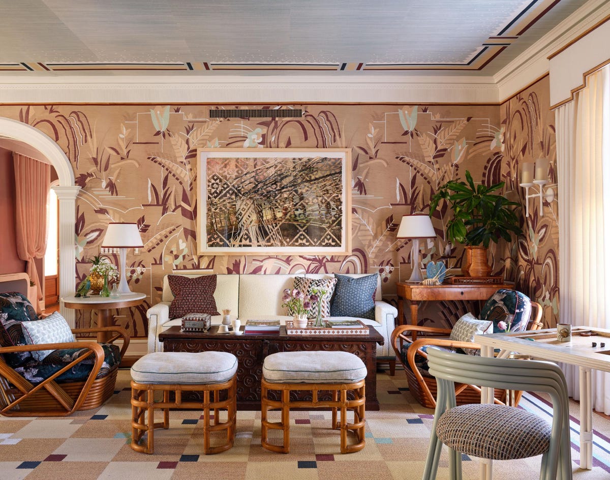 These 12 Art Deco Living Rooms Make a Bold Case for Unapologetic Glamour