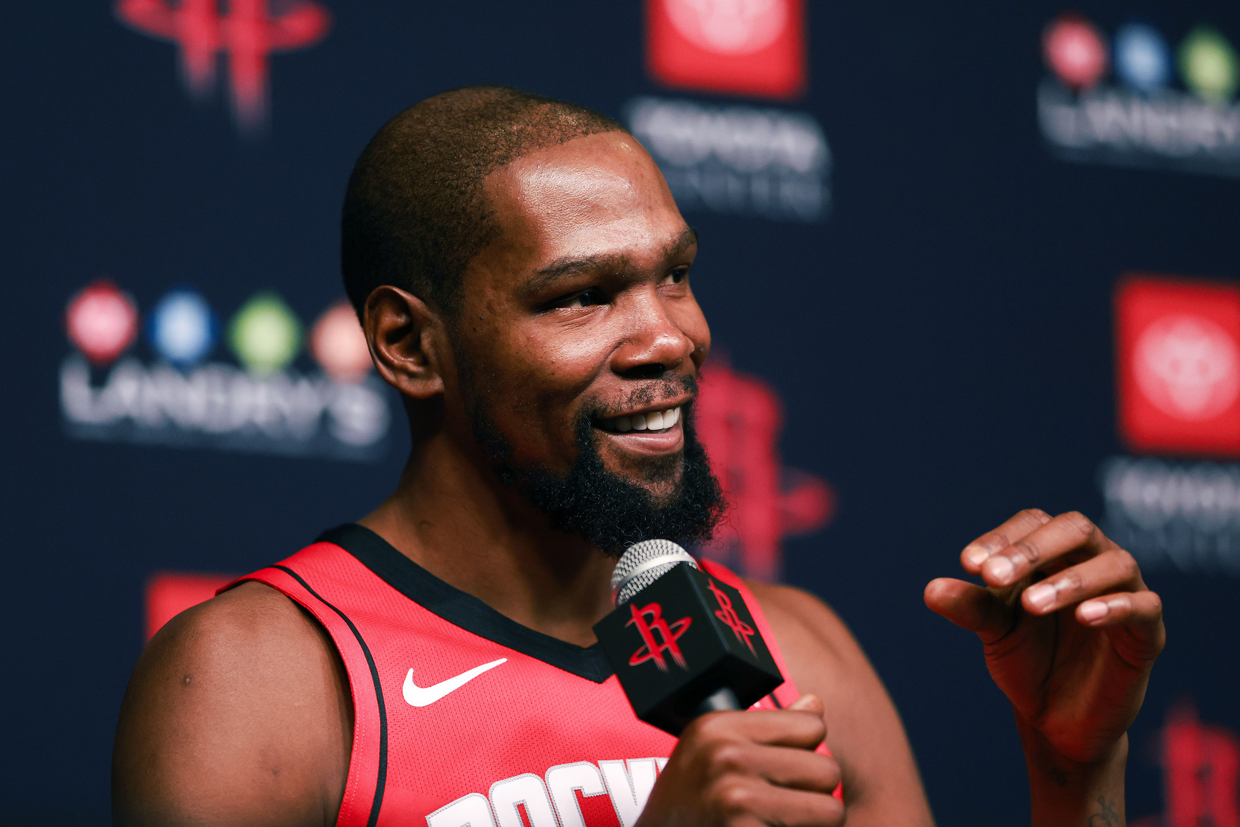 Kevin Durant’s Clap Back to Troll Goes Viral