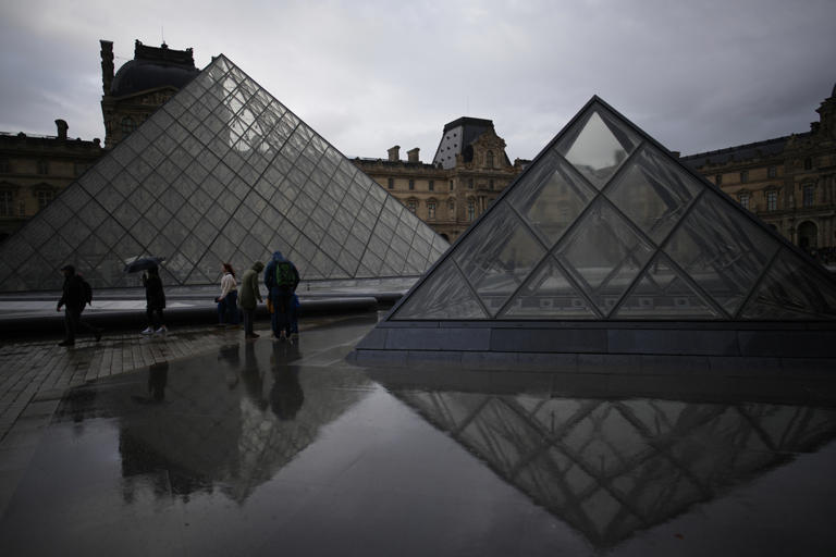 5 more arrests as Louvre jewel heist probe deepens and key details emerge
