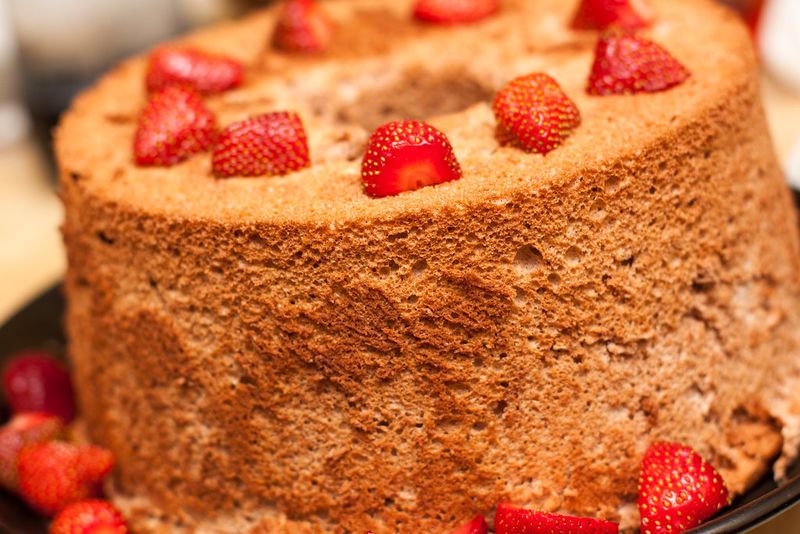 Classic 1950s Cake Recipes That Have Stood the Test of Time