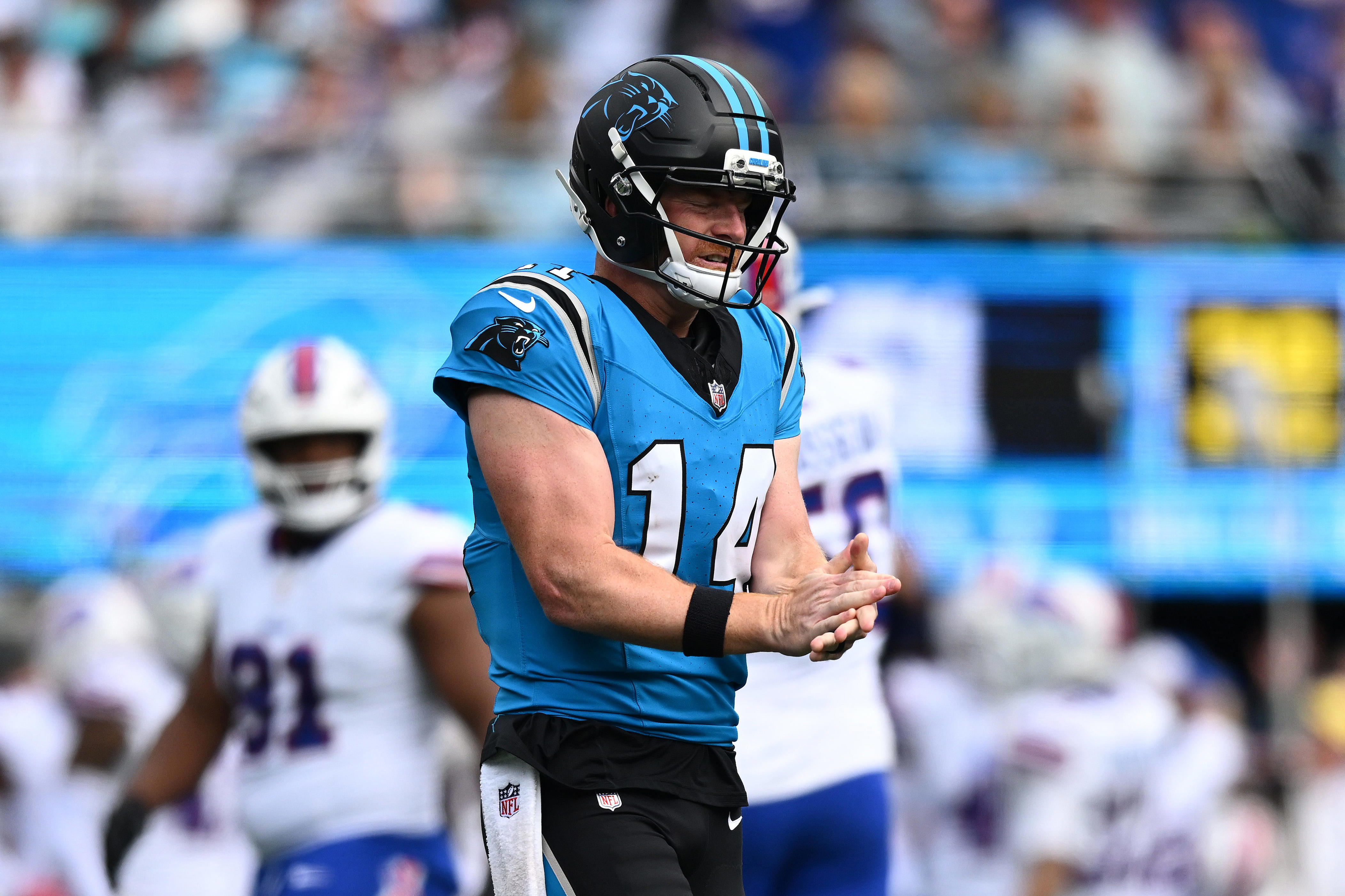 Panthers Qb Andy Dalton Says He Played Through Week 8 Loss To Bills