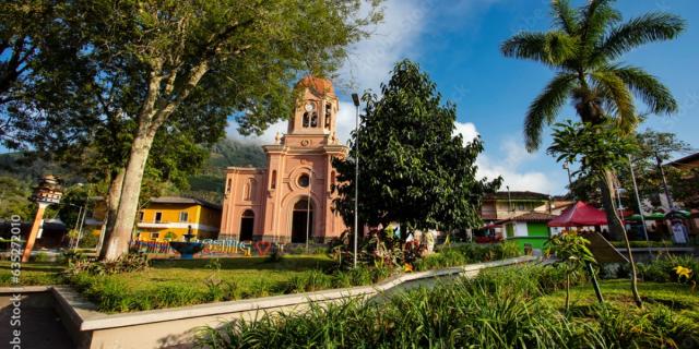 Alerta en Pueblorrico por panfleto que expone la seguridad del alcalde