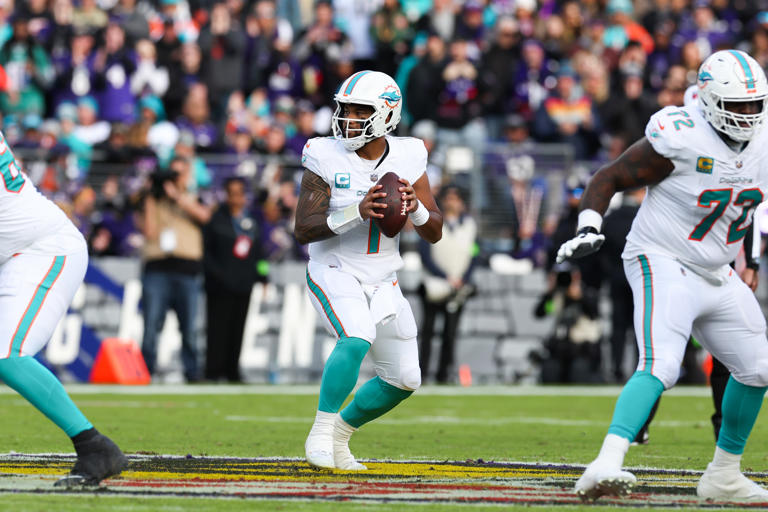 Thursday Night Football: Baltimore Ravens @ Miami Dolphins Live Thread ...