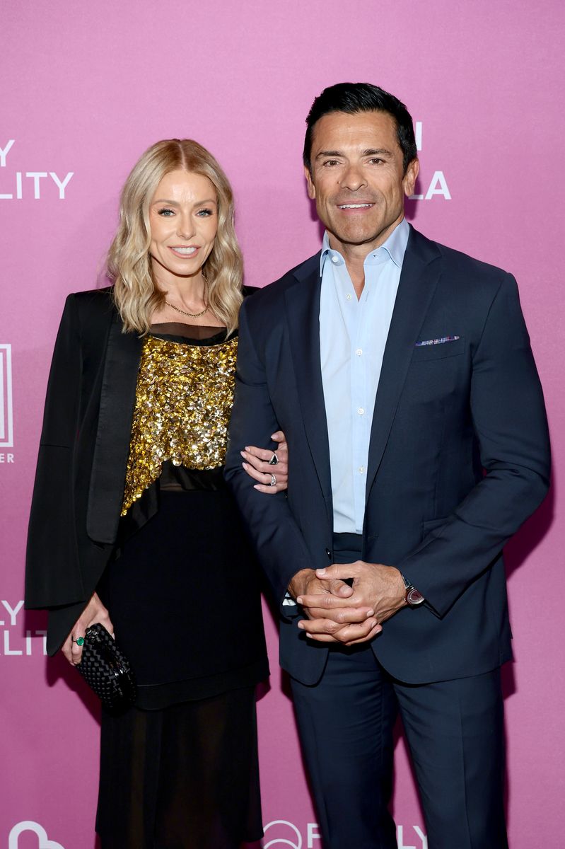 Kelly Ripa and Mark Consuelos get schooled on Gen Z slang: What does '6 ...