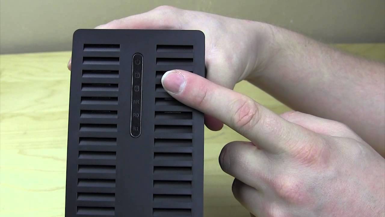 SilverStone DS322 dual bay USB 3.0 enclosure unboxing & overview