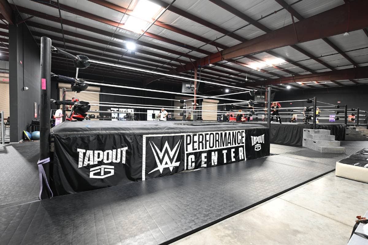 WWE legend's daughter begins training at top wrestling school