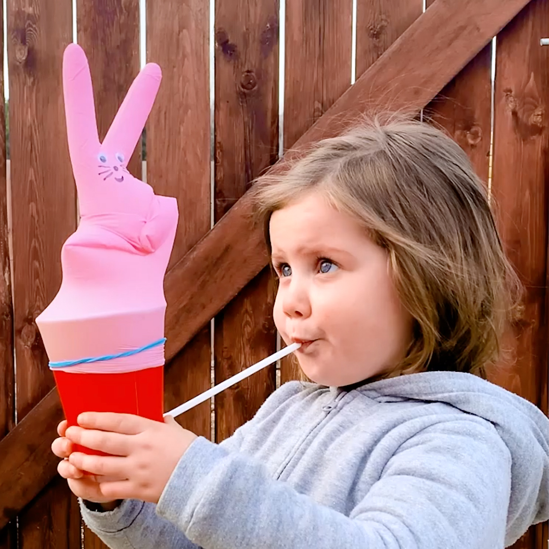 Maak indruk op je kinderen met dit eenvoudige zelfgemaakte speelgoed