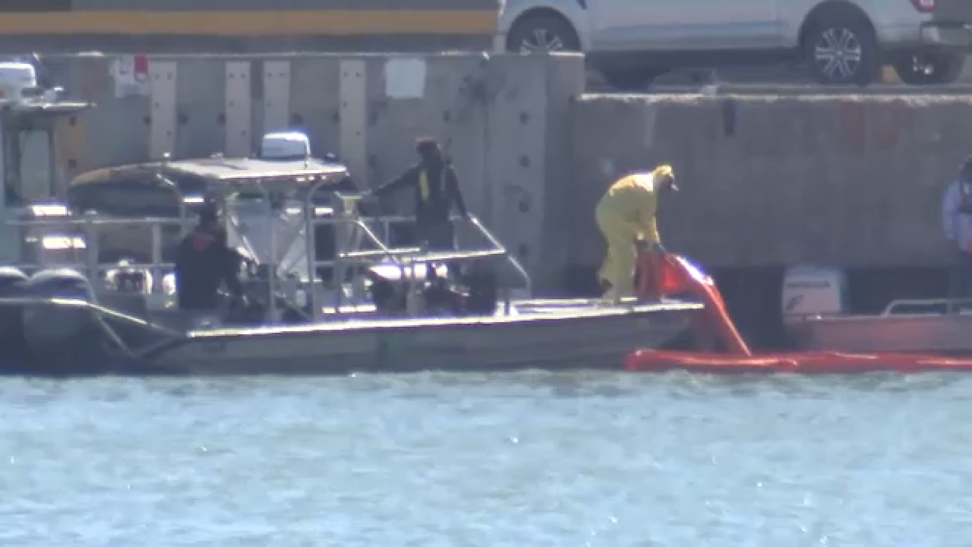 Cleanup efforts continue after oil spill at Port of Galveston ...