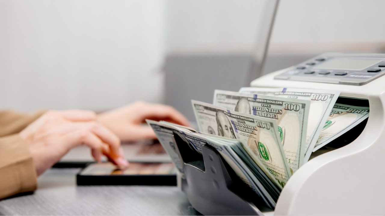 $2000 Direct Deposit Stimulus Checks In November - Fact Or Fake? What ...