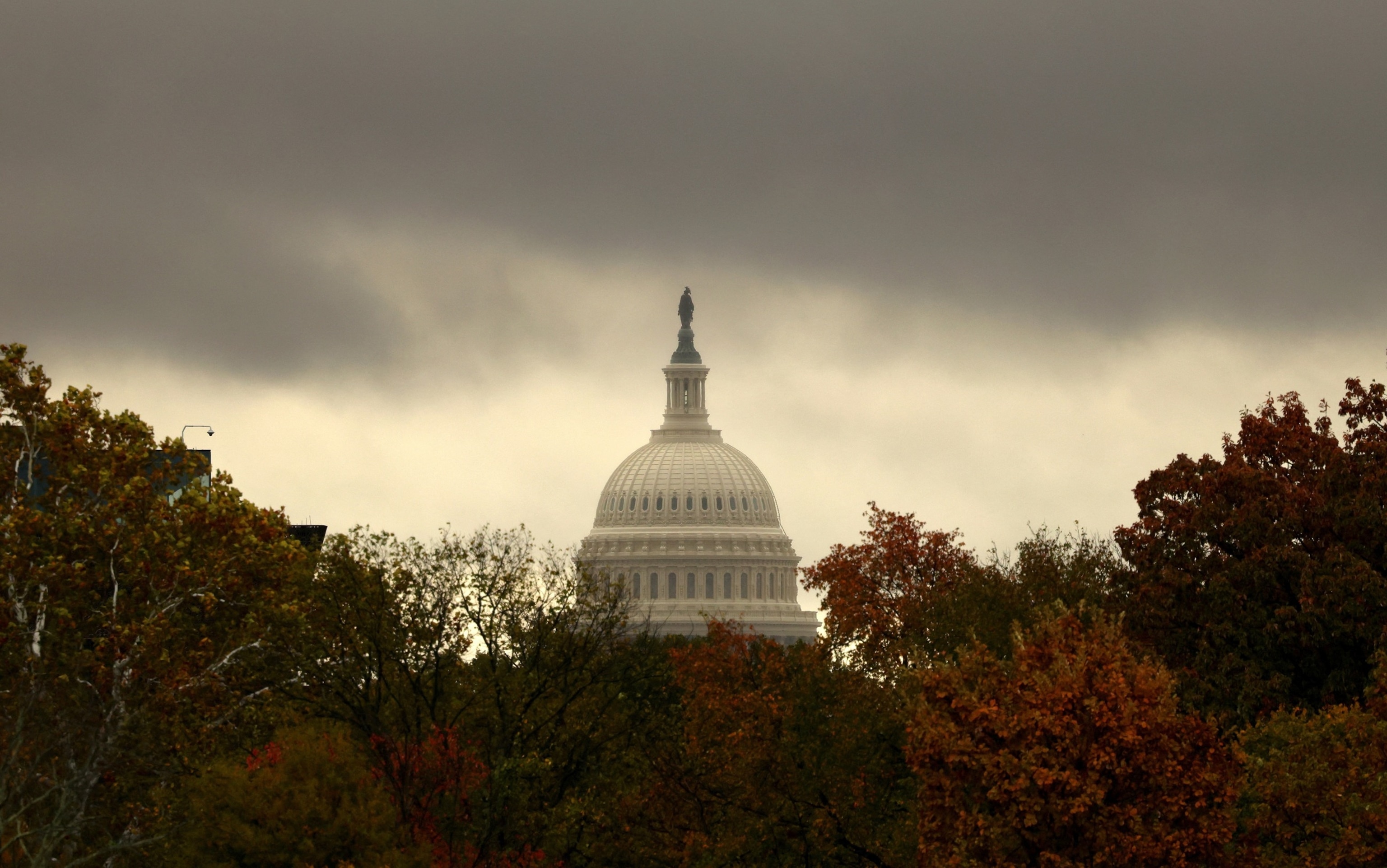 Some Senate Republicans join Democrats to rebuke Trump's global tariffs
