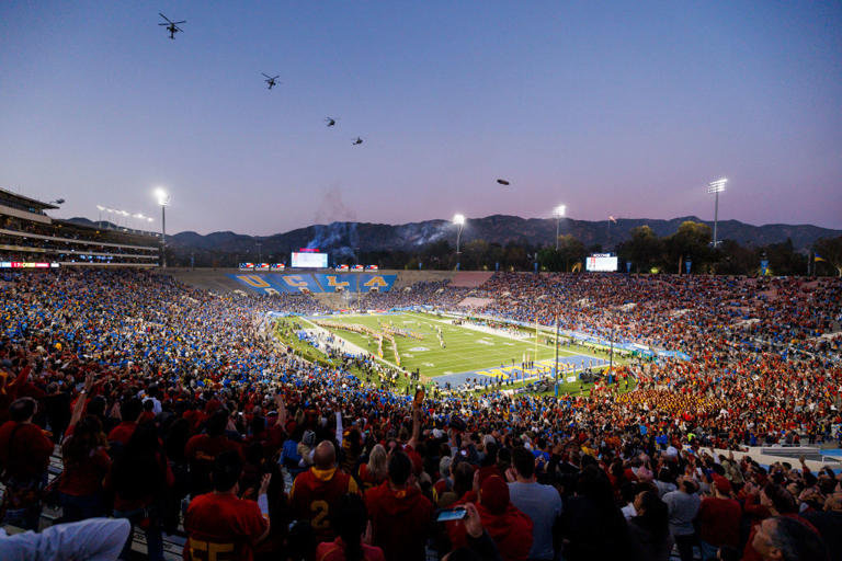 2026 Rose Queen surprised by her volleyball coach